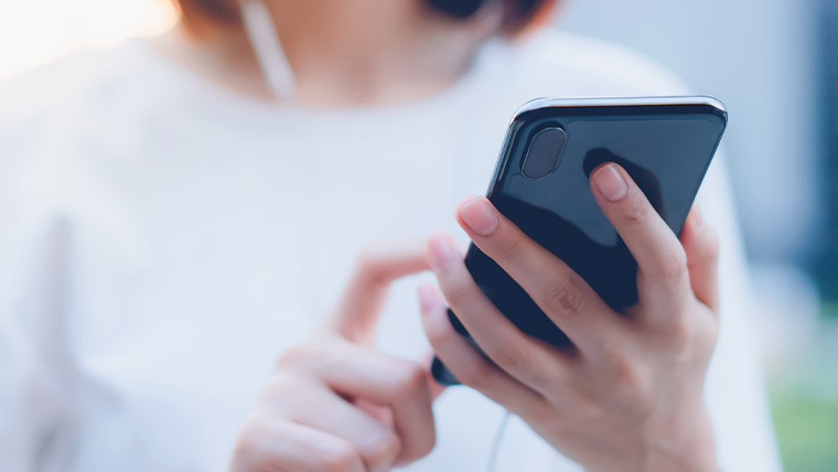 Ministerstvo financí varuje před podvodnými telefonáty a SMS ...